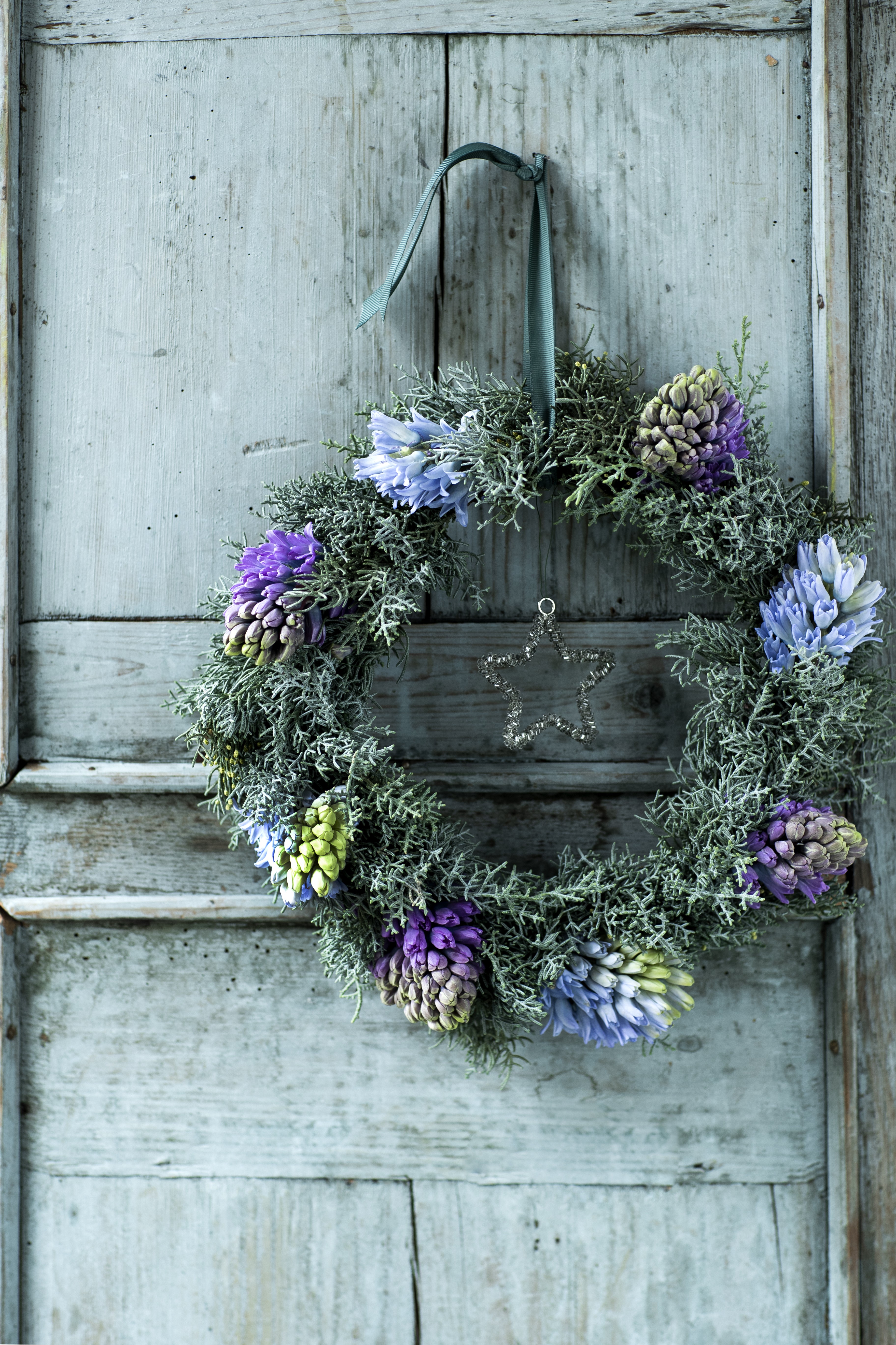Guide: Bind en julekrans med hyacinter | ISABELLAS